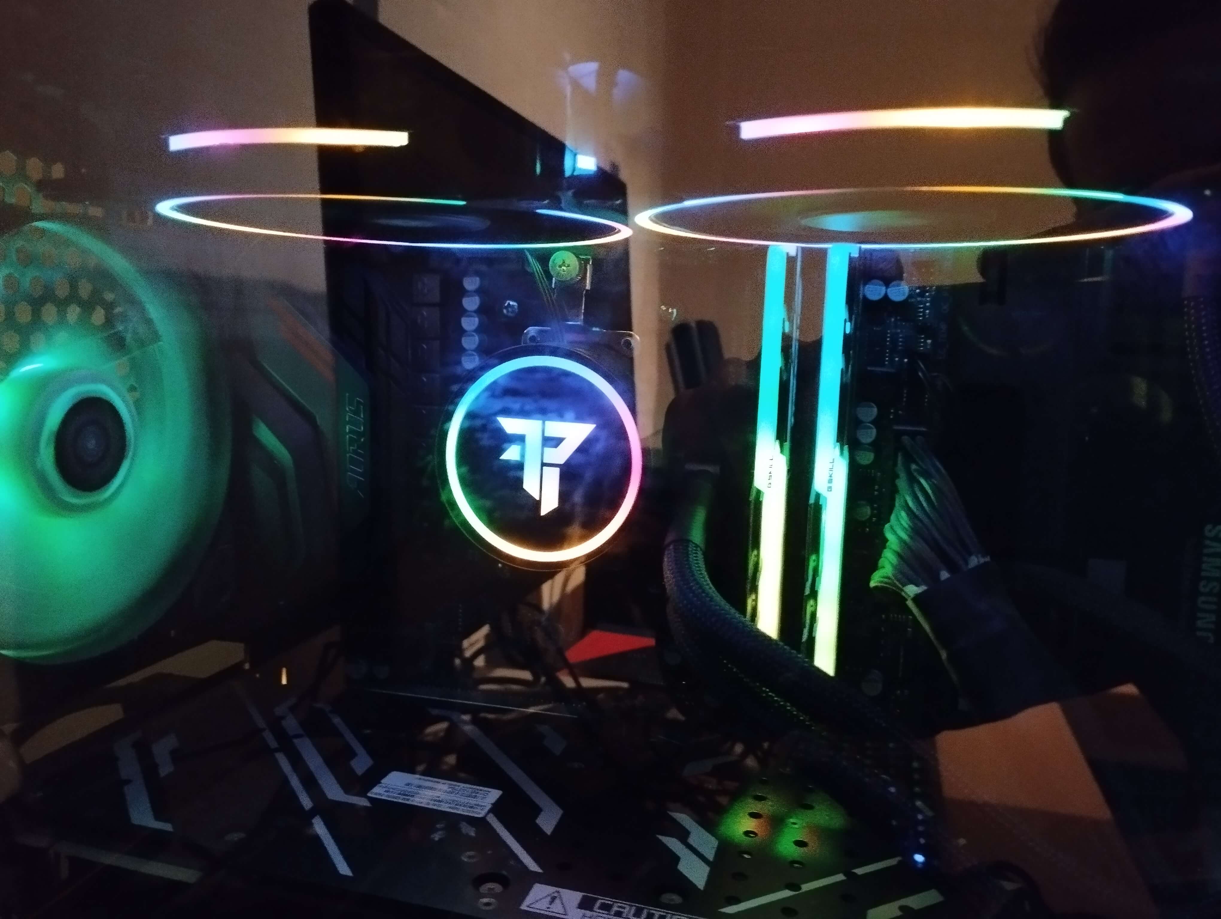 Tempest Gaming Liquid Cooler 240 RGB Kit de Refrigeração Líquida ...