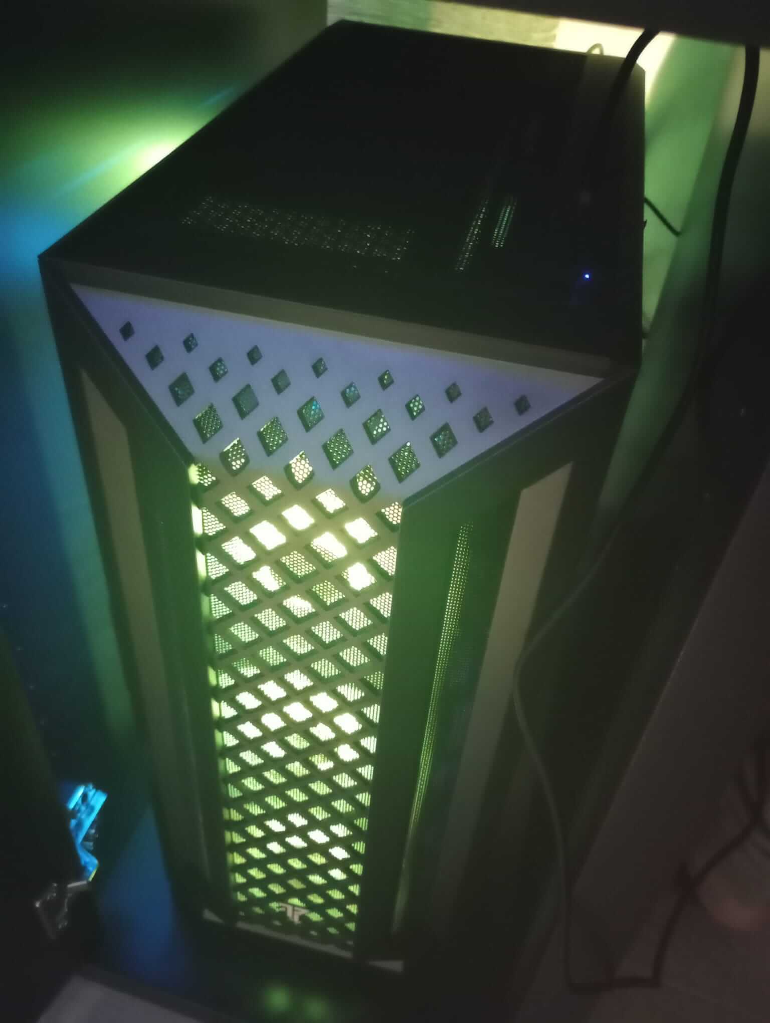 Tempest Mirage RGB Mesh Torre ATX Negra | Oferta Vuelta al cole 2023