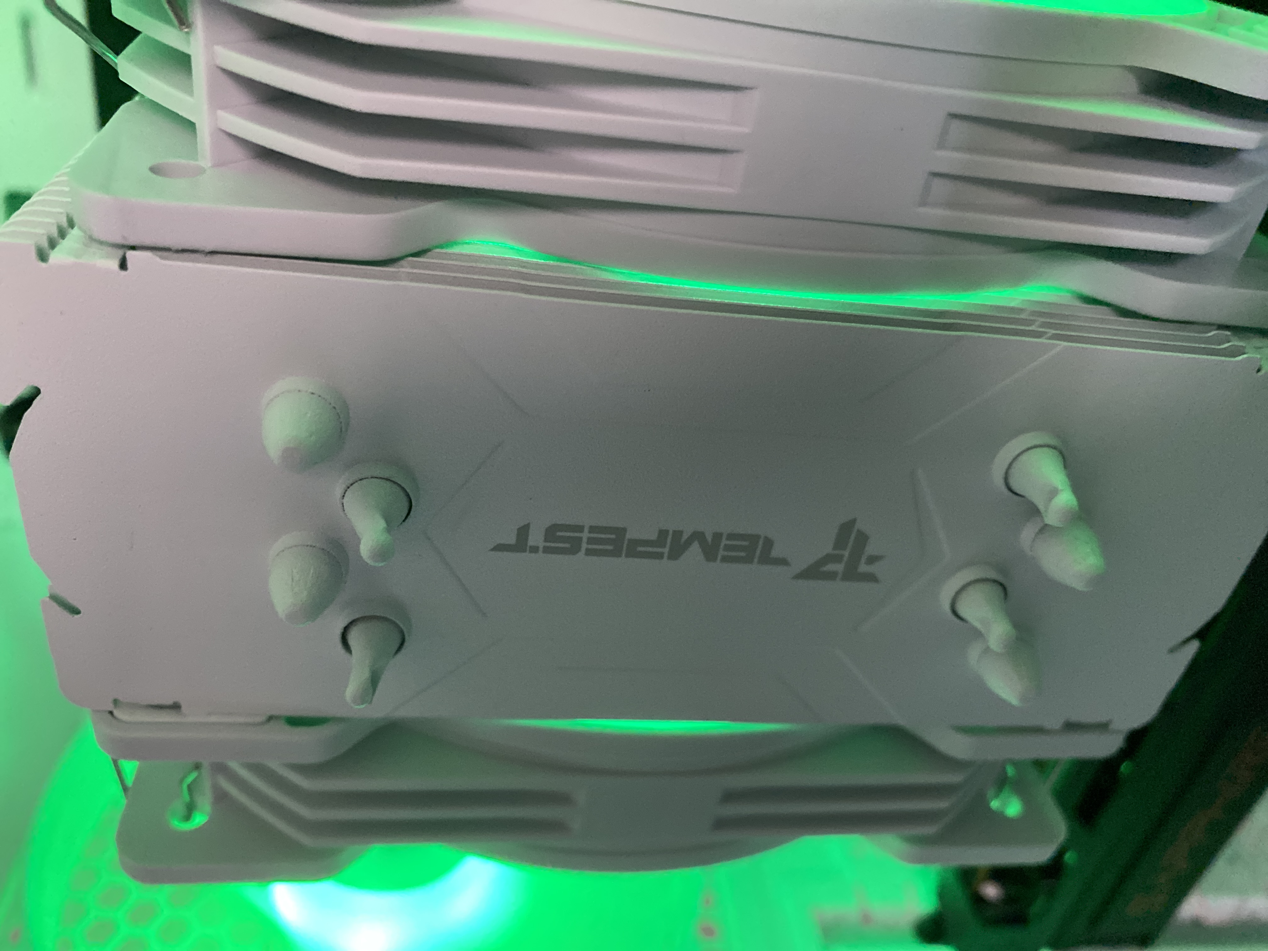 Tempest Cooler 4Pipes White RGB Cooler de CPU 2x120mm Branco ...