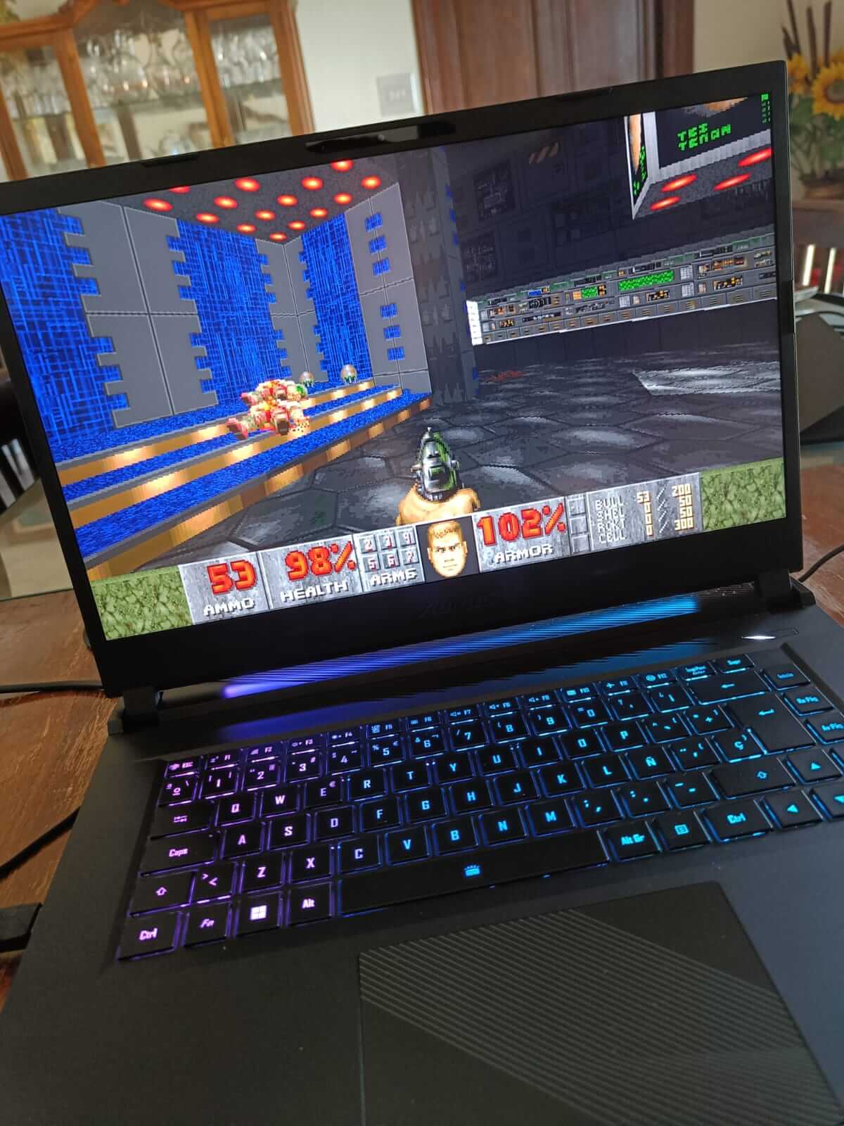 Gigabyte AORUS 15 BKF-73ES754SH Intel Core i7-13700H/16GB/1TB SSD/RTX ...